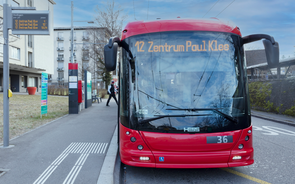 Trolleybuslinie 12 fährt neu bis ins Warmbächli-Areal - Inselspital ...